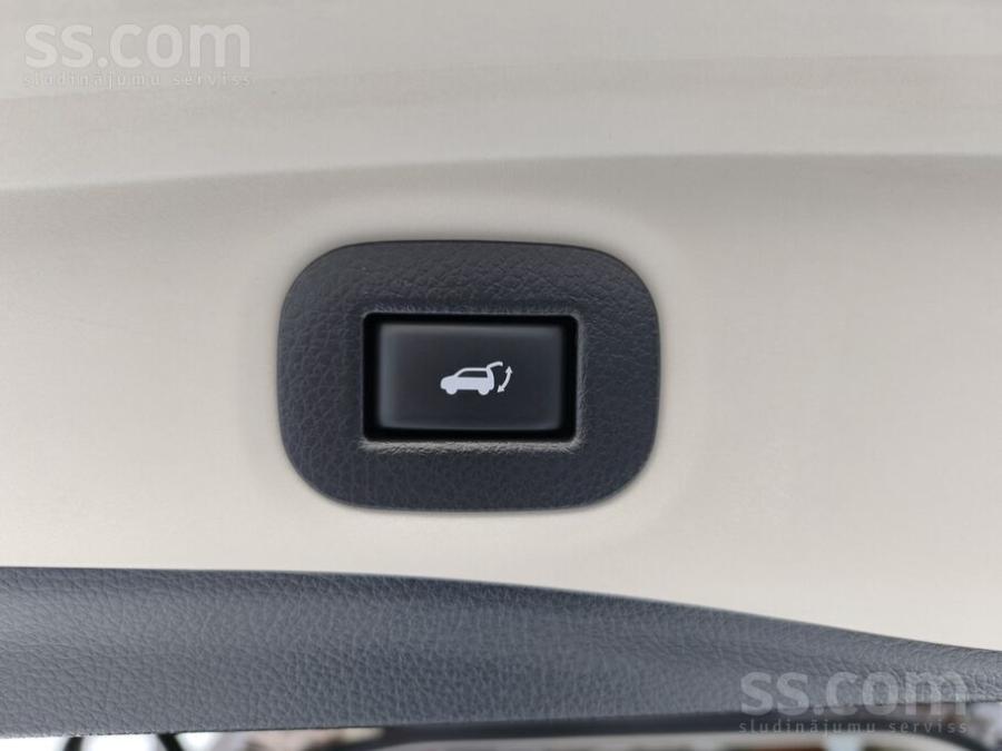 Brown Nissan X-Trail 2018 in Riga, with an engine capacity of 2.00 L and mileage of 92 thousand km for 16870 €, photo 27 on AUTOMOTO.COM.LV