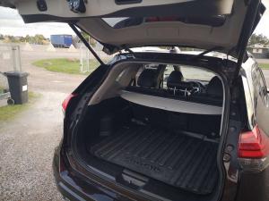 Brown Nissan X-Trail 2018 in Klaipeda, with an engine capacity of 2.00 L and mileage of 110 thousand km for 15999 €, photo 17 on AUTOMOTO.COM.LV
