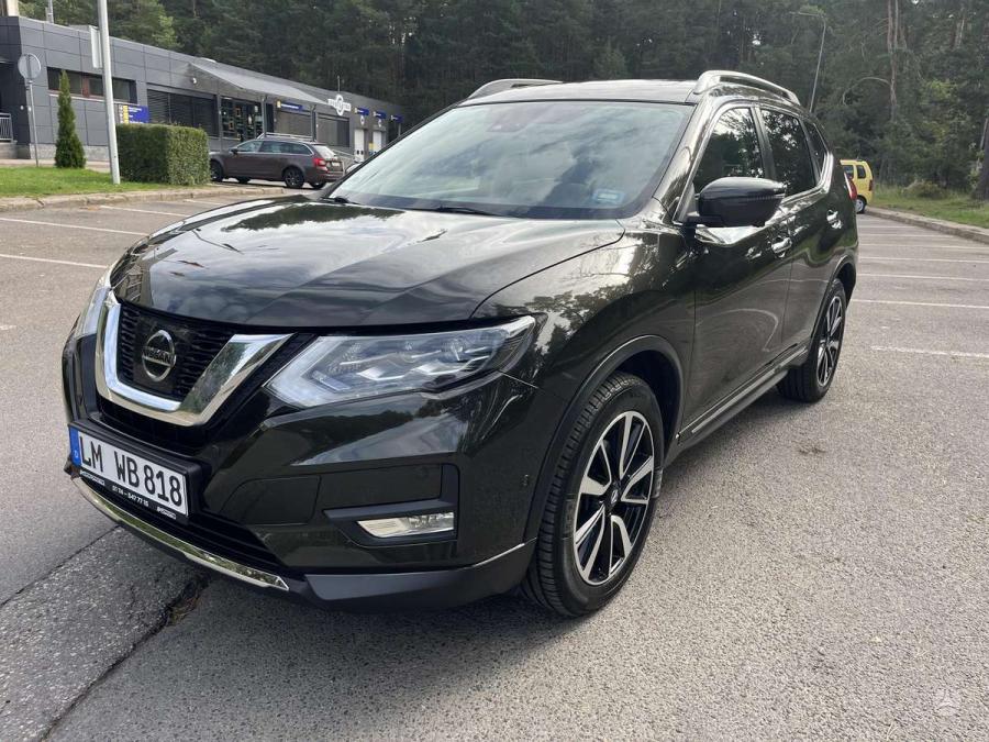 Brown Nissan X-Trail 2018 in Vilnius, with an engine capacity of 2.00 L and mileage of 189 thousand km for 15750 €, photo 8 on AUTOMOTO.COM.LV