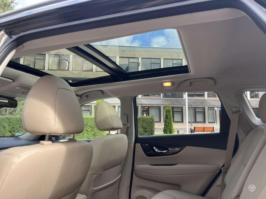 Brown Nissan X-Trail 2018 in Vilnius, with an engine capacity of 2.00 L and mileage of 189 thousand km for 15750 €, photo 18 on AUTOMOTO.COM.LV