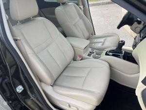 Brown Nissan X-Trail 2018 in Vilnius, with an engine capacity of 2.00 L and mileage of 189 thousand km for 15750 €, photo 21 on AUTOMOTO.COM.LV