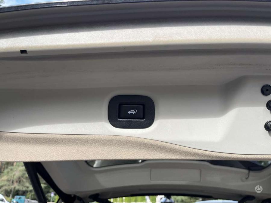 Brown Nissan X-Trail 2018 in Vilnius, with an engine capacity of 2.00 L and mileage of 189 thousand km for 15750 €, photo 27 on AUTOMOTO.COM.LV