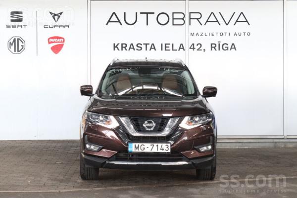 Nissan X-Trail 2019 in Riga on AUTOMOTO.COM.LV Brown Nissan X-Trail 2019 in Riga, with an engine capacity of 1.30 L and mileage of 89 thousand km for 18490 €, photo 3 on AUTOMOTO.COM.LV