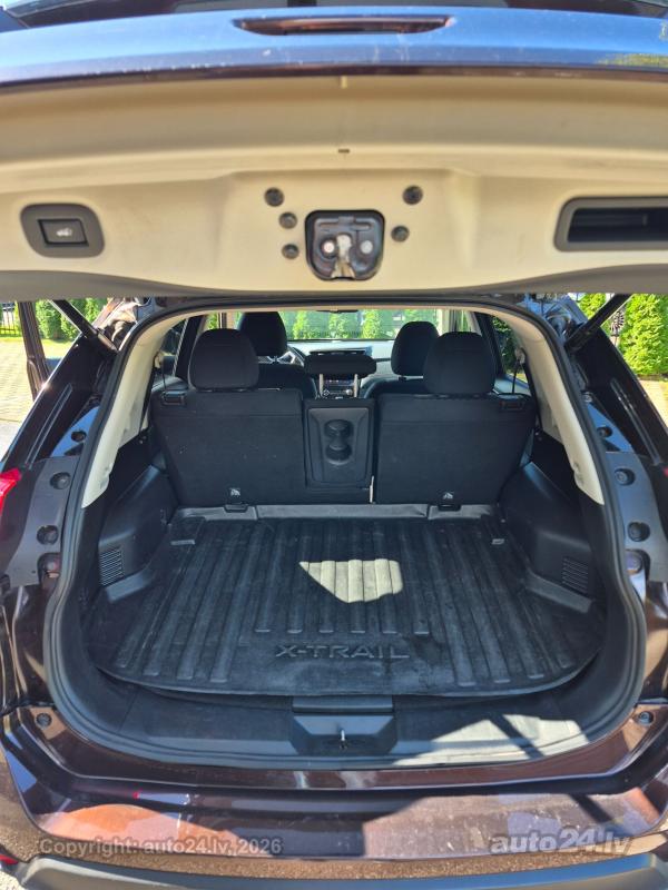 Brūns Nissan X-Trail 2020 Tallina, ar dzinēja tilpumu 1.30 L un nobraukumu 131 tūkst. km par 21000 €, foto 11 vietnē AUTOMOTO.COM.LV