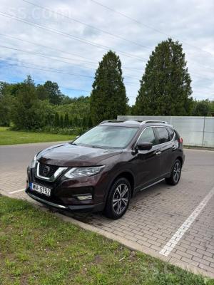 Brūns Nissan X-Trail 2020 Rīga, ar dzinēja tilpumu 1.30 L un nobraukumu 70 tūkst. km par 15450 €, foto  vietnē AUTOMOTO.COM.LV