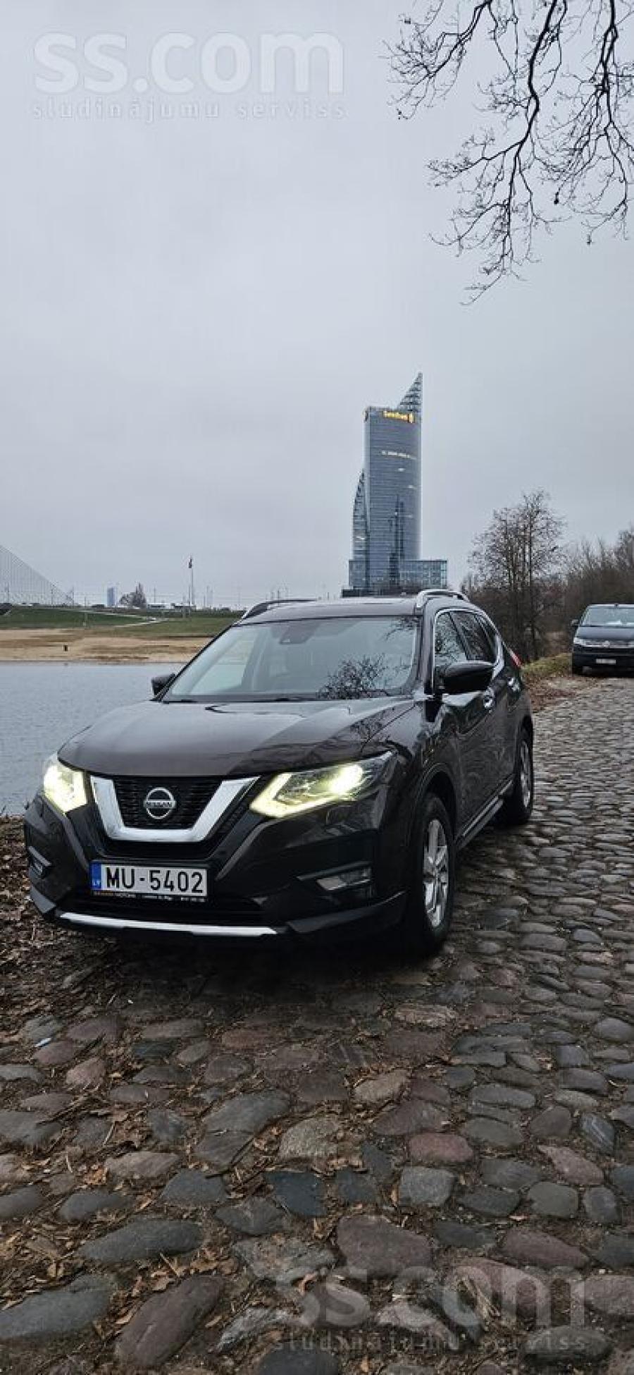 Brūns Nissan X-Trail 2021 Rīga, ar dzinēja tilpumu 1.30 L un nobraukumu 69 tūkst. km par 17500 €, foto 1 vietnē AUTOMOTO.COM.LV