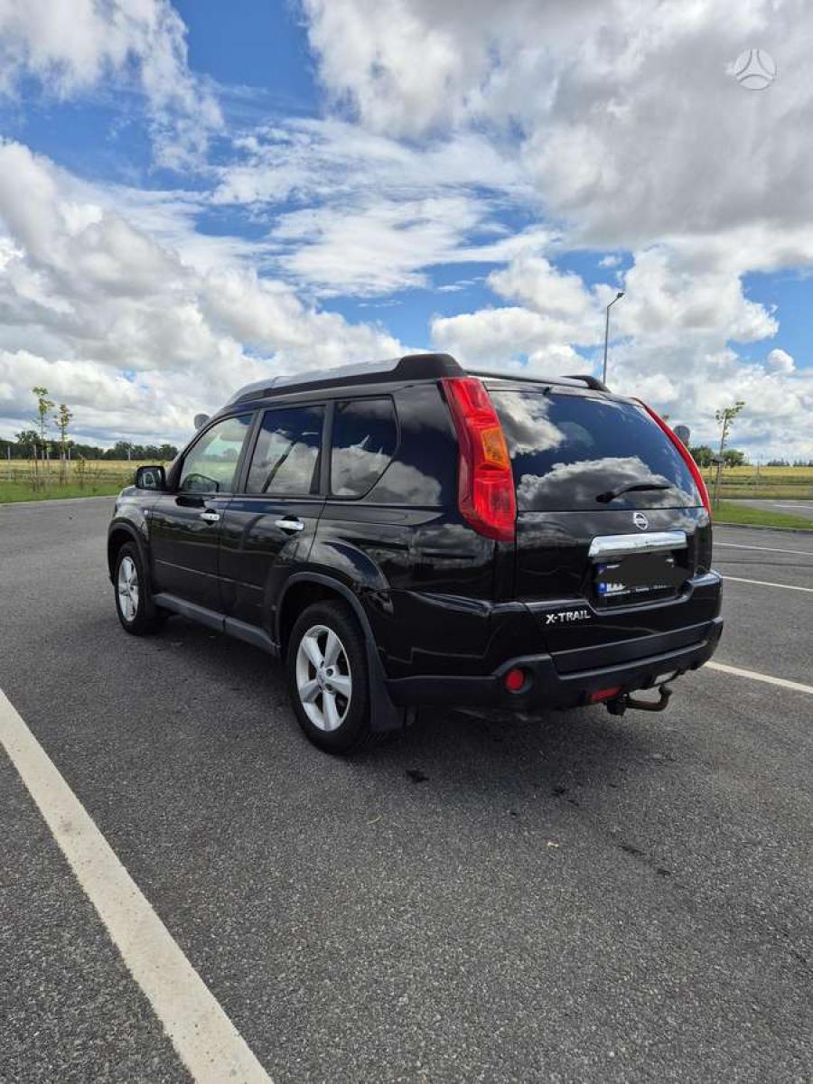 Brūns Nissan X-Trail 2008 Marijampole, ar dzinēja tilpumu 2.00 L un nobraukumu 281 tūkst. km par 2650 €, foto 7 vietnē AUTOMOTO.COM.LV