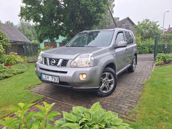 Brūns Nissan X-Trail 2009 Elektrėnai, ar dzinēja tilpumu 2.00 L un nobraukumu 198 tūkst. km par 4150 €, foto 3 vietnē AUTOMOTO.COM.LV