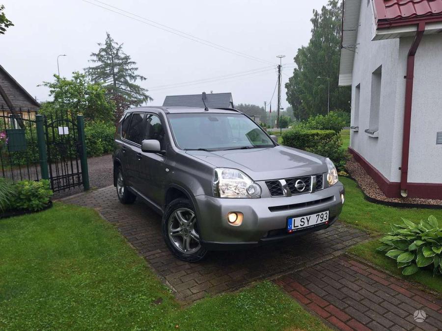 Brūns Nissan X-Trail 2009 Elektrėnai, ar dzinēja tilpumu 2.00 L un nobraukumu 198 tūkst. km par 4150 €, foto 13 vietnē AUTOMOTO.COM.LV