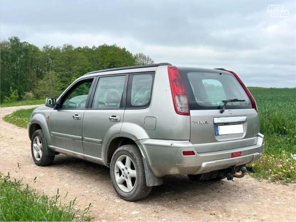 Nissan X-Trail 2001 Marijampole, ar dzinēja tilpumu 2.20 L un nobraukumu 322 tūkst. km par 1600 €, foto 5 vietnē AUTOMOTO.COM.LV