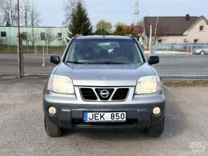 Nissan X-Trail 2002 in Silute, with an engine capacity of 2.20 L and mileage of 300 thousand km for 1400 €, photo 3 on AUTOMOTO.COM.LV