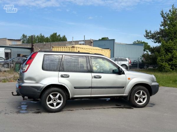 Nissan X-Trail 2002 Šilutė, ar dzinēja tilpumu 2.20 L un nobraukumu 325 tūkst. km par 1000 €, foto 3 vietnē AUTOMOTO.COM.LV
