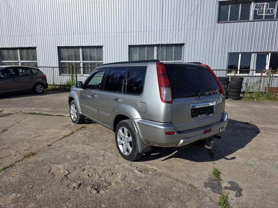 Nissan X-Trail 2002 Utena, ar dzinēja tilpumu 2.20 L un nobraukumu 197 tūkst. km par 1800 €, foto 4 vietnē AUTOMOTO.COM.LV