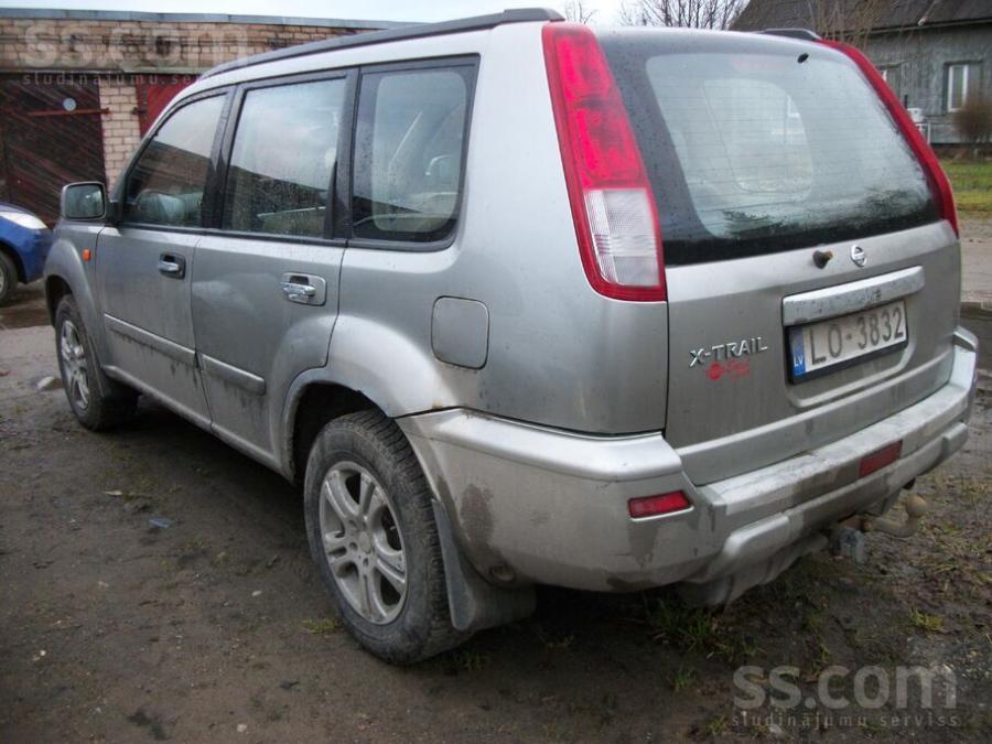 Nissan X-Trail 2003 in Cesis, with an engine capacity of 2.00 L and mileage of 230 thousand km for 750 €, photo 5 on AUTOMOTO.COM.LV