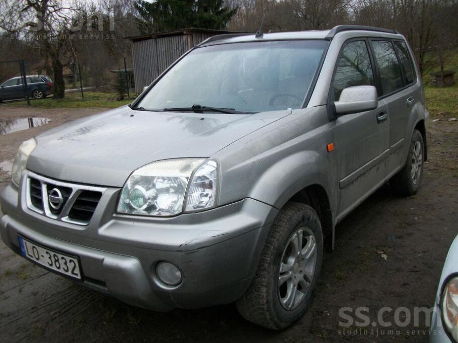 Nissan X-Trail 2003 in Cesis, with an engine capacity of 2.00 L and mileage of 230 thousand km for 750 €, photo 6 on AUTOMOTO.COM.LV