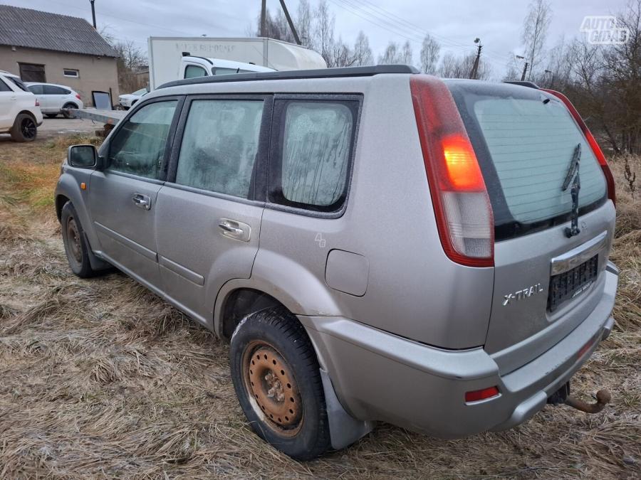 Nissan X-Trail 2003 in Kupiskis, with an engine capacity of 2.20 L and mileage of 302 thousand km for 999 €, photo 7 on AUTOMOTO.COM.LV