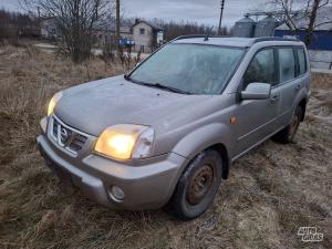 Nissan X-Trail 2003 in Kupiskis, with an engine capacity of 2.20 L and mileage of 302 thousand km for 999 €, photo 9 on AUTOMOTO.COM.LV