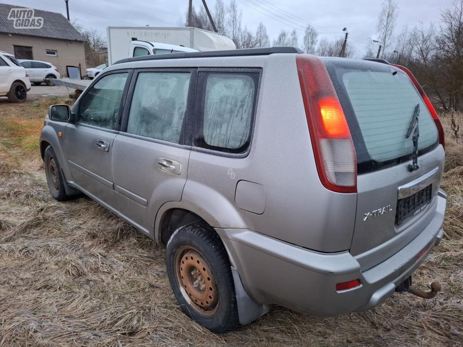 Nissan X-Trail 2003 in Kupiskis, with an engine capacity of 2.00 L and mileage of 302 thousand km for 1000 €, photo 7 on AUTOMOTO.COM.LV
