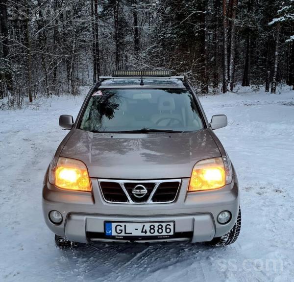 Ниссан ИксТрейл 2003 в Екабпилс, объемом двигателя 2.50 л и пробегом 315 тыс. км за 1650 €, фото 7 на AUTOMOTO.COM.LV