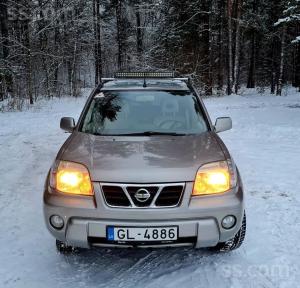 Ниссан ИксТрейл 2003 в Екабпилс, объемом двигателя 2.50 л и пробегом 315 тыс. км за 1650 €, фото 7 на AUTOMOTO.COM.LV