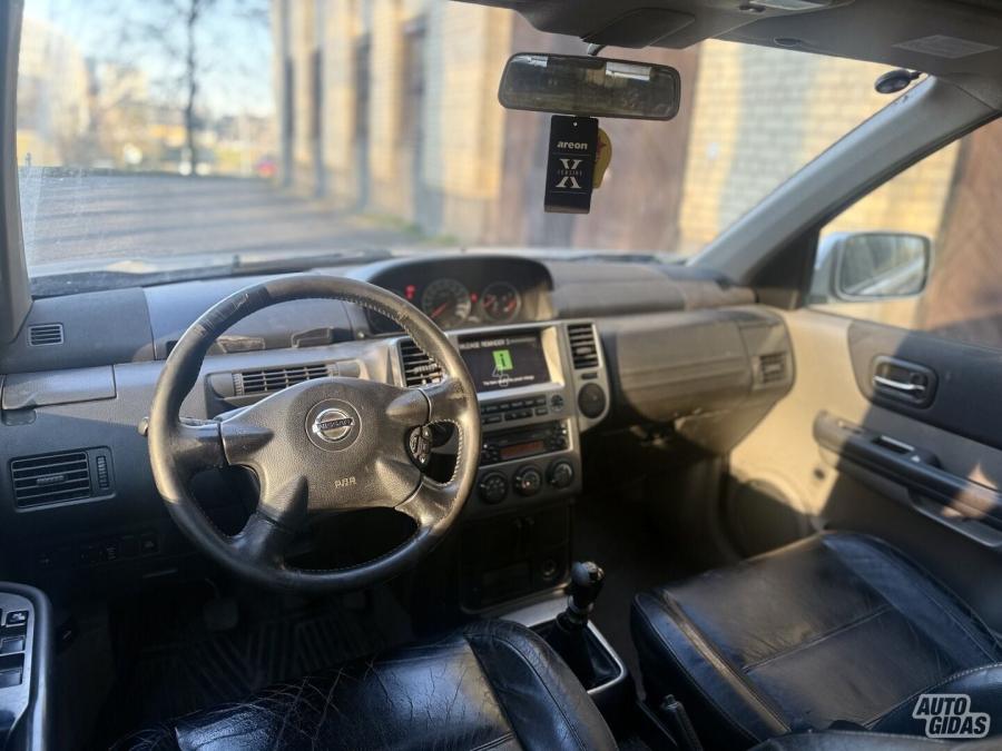 Nissan X-Trail 2003 Viļņa, ar dzinēja tilpumu 2.20 L un nobraukumu 351 tūkst. km par 1490 €, foto 6 vietnē AUTOMOTO.COM.LV