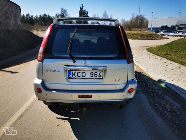 Nissan X-Trail 2003 Ukmergė, ar dzinēja tilpumu 2.00 L un nobraukumu 300 tūkst. km par 1500 €, foto 6 vietnē AUTOMOTO.COM.LV