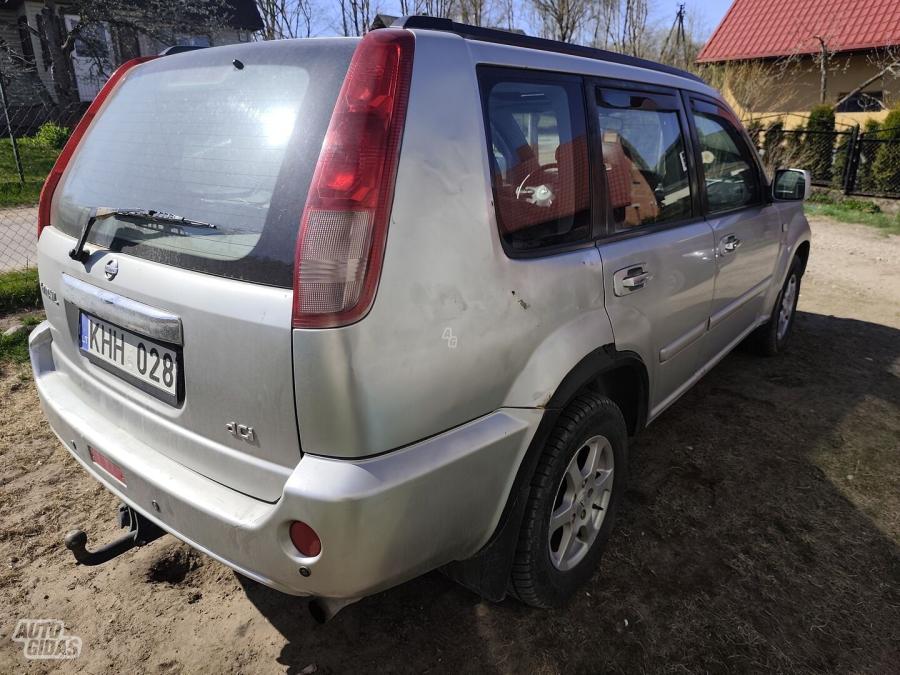 Nissan X-Trail 2003 Viļņa, ar dzinēja tilpumu 2.20 L un nobraukumu 297 tūkst. km par 780 €, foto 5 vietnē AUTOMOTO.COM.LV