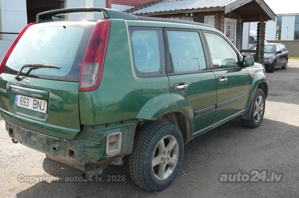 Nissan X-Trail 2003 Jehvi, ar dzinēja tilpumu 2.20 L un nobraukumu 250 tūkst. km par 790 €, foto 3 vietnē AUTOMOTO.COM.LV
