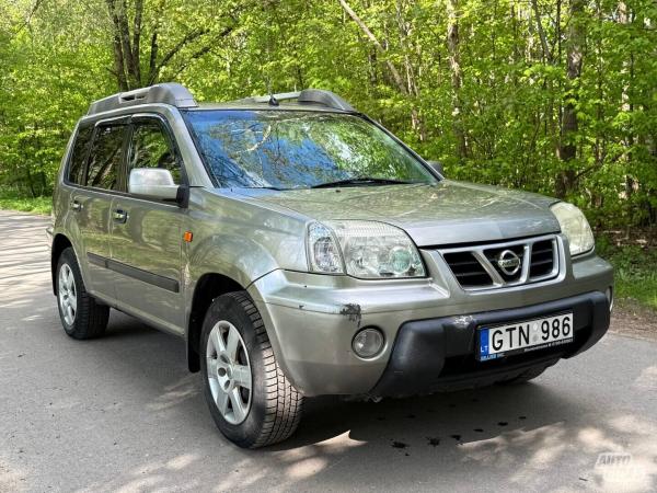 Nissan X-Trail 2003 in Vilnius, with an engine capacity of 2.20 L and mileage of 231 thousand km for 2650 €, photo 1 on AUTOMOTO.COM.LV
