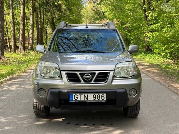 Nissan X-Trail 2003 in Vilnius, with an engine capacity of 2.20 L and mileage of 231 thousand km for 2650 €, photo 3 on AUTOMOTO.COM.LV