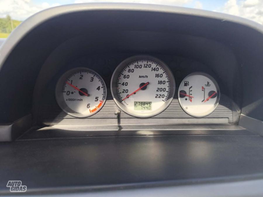 Nissan X-Trail 2003 in Telschi, with an engine capacity of 2.20 L and mileage of 280 thousand km for 1750 €, photo 3 on AUTOMOTO.COM.LV