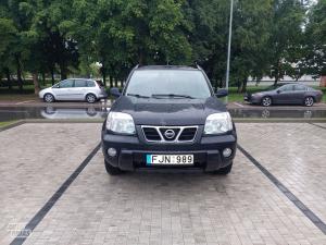 Nissan X-Trail 2003 in Siauliai, with an engine capacity of 2.20 L and mileage of 361 thousand km for 1700 €, photo 3 on AUTOMOTO.COM.LV