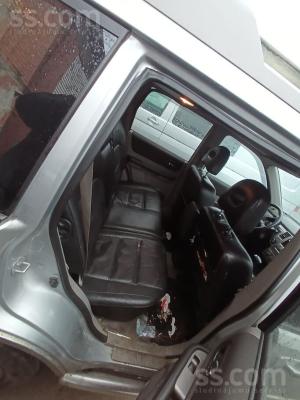 Nissan X-Trail 2004 in Riga, with an engine capacity of 2.40 L and mileage of 360 thousand km for 700 €, photo 3 on AUTOMOTO.COM.LV