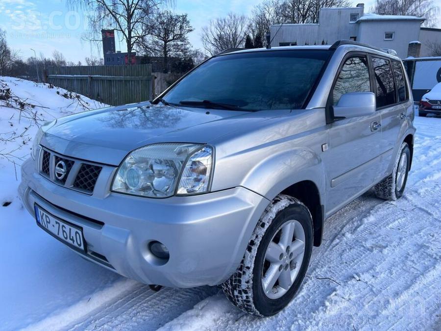 Nissan X-Trail 2004 in Riga, with an engine capacity of 2.20 L and mileage of 304 thousand km for 2300 €, photo 1 on AUTOMOTO.COM.LV