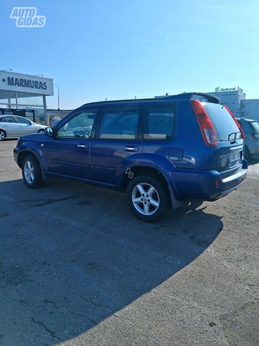 Nissan X-Trail 2004 Klaipėda, ar dzinēja tilpumu 2.20 L un nobraukumu 249 tūkst. km par 1800 €, foto 4 vietnē AUTOMOTO.COM.LV