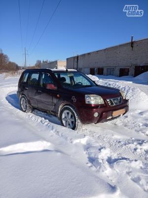 Nissan X-Trail 2004 in Utena, with an engine capacity of 2.50 L and mileage of 221 thousand km for 1750 €, photo 5 on AUTOMOTO.COM.LV
