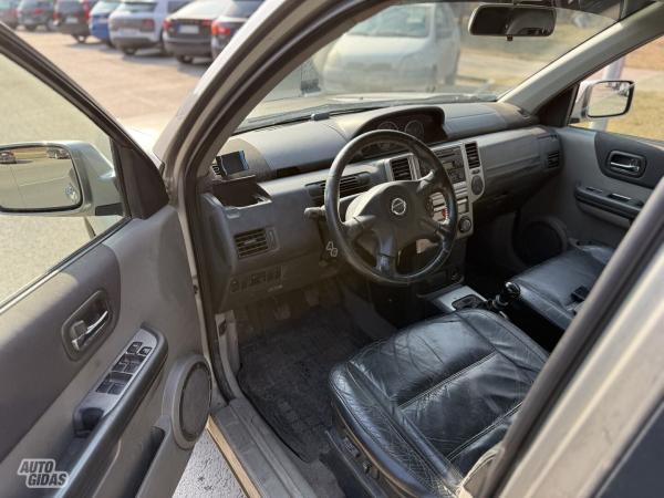 Nissan X-Trail 2004 Viļņa, ar dzinēja tilpumu 2.20 L un nobraukumu 380 tūkst. km par 1350 €, foto 5 vietnē AUTOMOTO.COM.LV