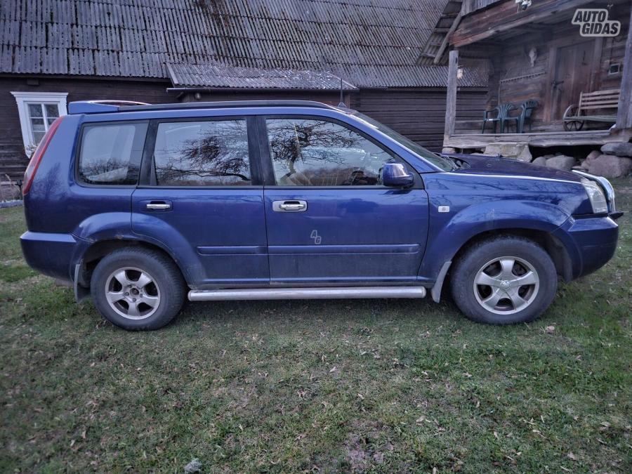 Nissan X-Trail 2004 Ignalina, ar dzinēja tilpumu 2.20 L un nobraukumu 340 tūkst. km par 1350 €, foto 3 vietnē AUTOMOTO.COM.LV
