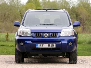 Nissan X-Trail 2004 in Viljandi, with an engine capacity of 2.20 L and mileage of 221 thousand km for 2990 €, photo 3 on AUTOMOTO.COM.LV
