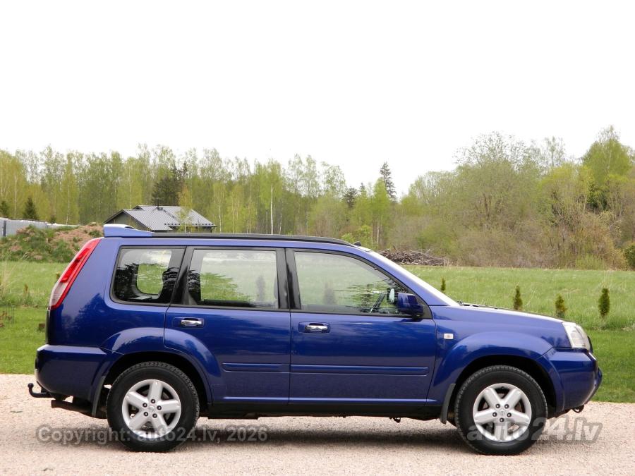 Nissan X-Trail 2004 in Viljandi, with an engine capacity of 2.20 L and mileage of 221 thousand km for 2990 €, photo 8 on AUTOMOTO.COM.LV