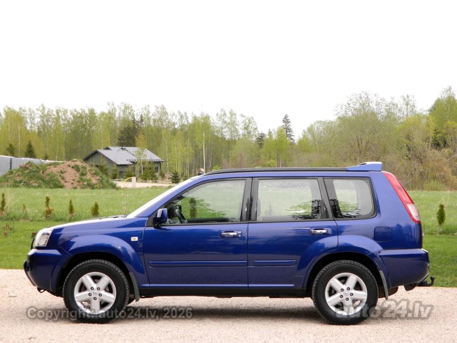 Nissan X-Trail 2004 in Viljandi, with an engine capacity of 2.20 L and mileage of 221 thousand km for 2990 €, photo 9 on AUTOMOTO.COM.LV