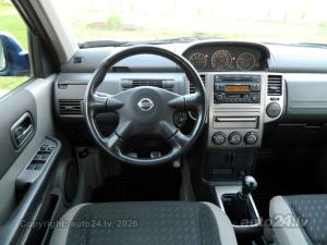 Nissan X-Trail 2004 in Viljandi, with an engine capacity of 2.20 L and mileage of 221 thousand km for 2990 €, photo 13 on AUTOMOTO.COM.LV