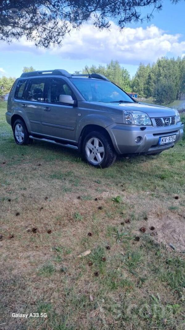 Nissan X-Trail 2004 in Tukums, with an engine capacity of 2.50 L and mileage of 271 thousand km for 1800 €, photo 2 on AUTOMOTO.COM.LV
