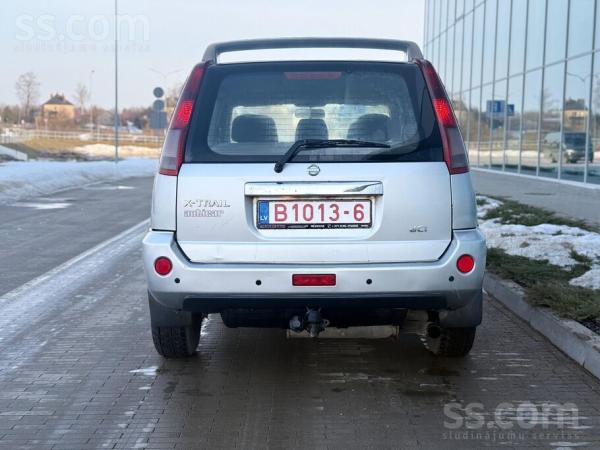 Nissan X-Trail 2004 Rēzekne, ar dzinēja tilpumu 2.20 L un nobraukumu 393 tūkst. km par 2500 €, foto 5 vietnē AUTOMOTO.COM.LV