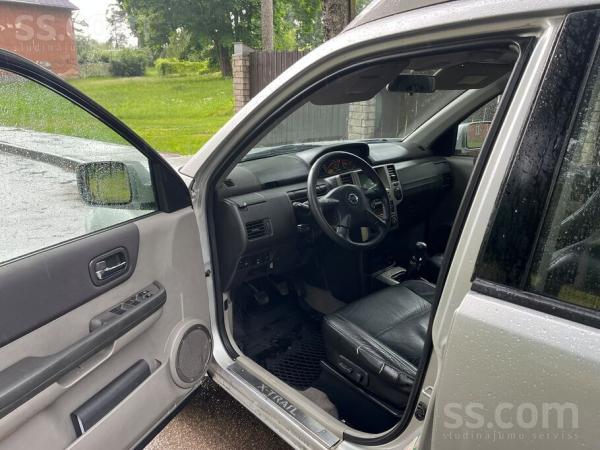 Nissan X-Trail 2004 Rīga, ar dzinēja tilpumu 2.20 L un nobraukumu 0 tūkst. km par 2690 €, foto 9 vietnē AUTOMOTO.COM.LV