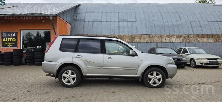 Nissan X-Trail 2004 Valmiera, ar dzinēja tilpumu 2.20 L un nobraukumu 358 tūkst. km par 1200 €, foto 3 vietnē AUTOMOTO.COM.LV