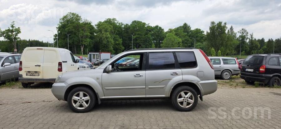 Nissan X-Trail 2004 Valmiera, ar dzinēja tilpumu 2.20 L un nobraukumu 358 tūkst. km par 1200 €, foto 6 vietnē AUTOMOTO.COM.LV