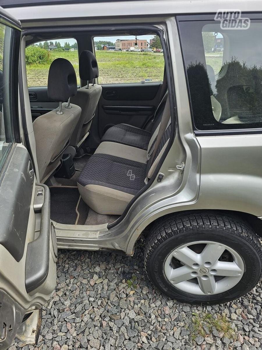 Nissan X-Trail 2004 in Kaunas, with an engine capacity of 2.20 L and mileage of 150 thousand km for 1700 €, photo 11 on AUTOMOTO.COM.LV