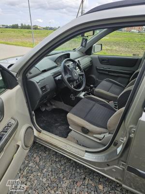 Nissan X-Trail 2004 in Kaunas, with an engine capacity of 2.20 L and mileage of 150 thousand km for 1700 €, photo 13 on AUTOMOTO.COM.LV