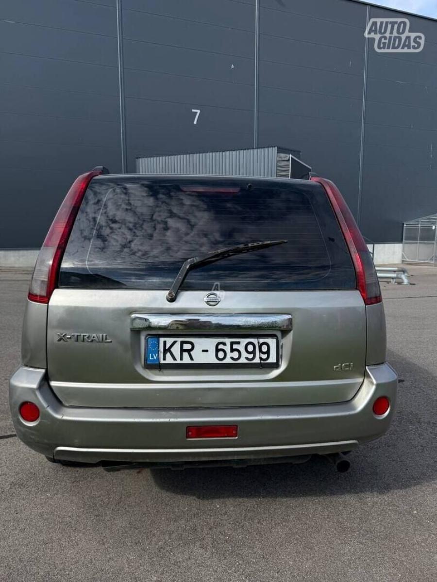 Ниссан ИксТрейл 2004 в Каунас, объемом двигателя 2.20 л и пробегом 270 тыс. км за 1900 €, фото 7 на AUTOMOTO.COM.LV